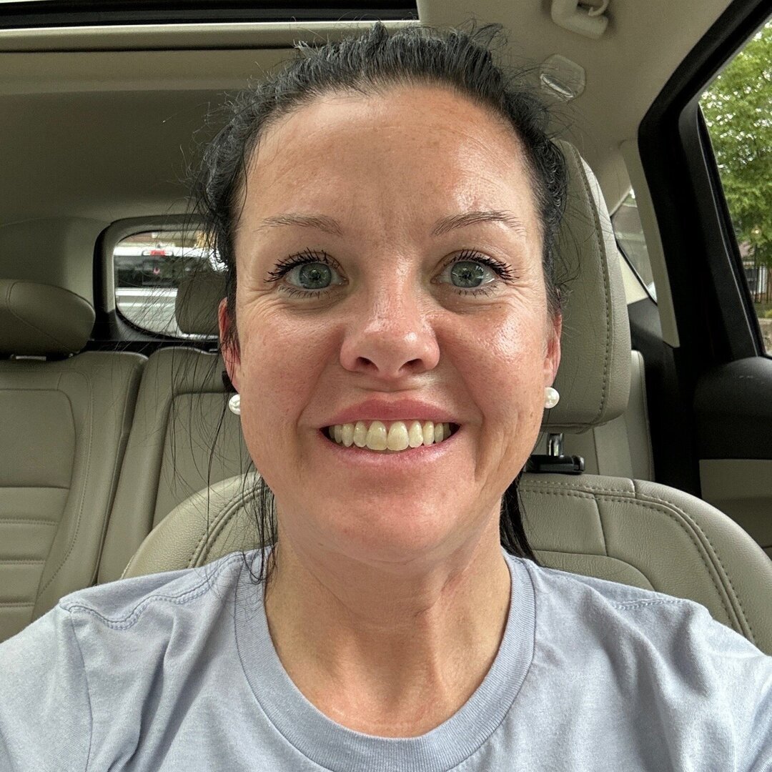 Book Services in Davenport, IA with Jennifer