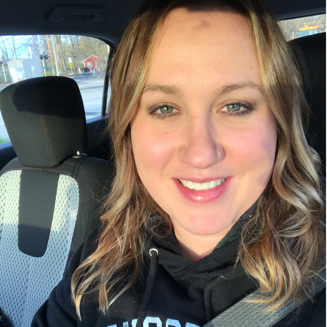 Book Services in Charles Town, WV with Rachel