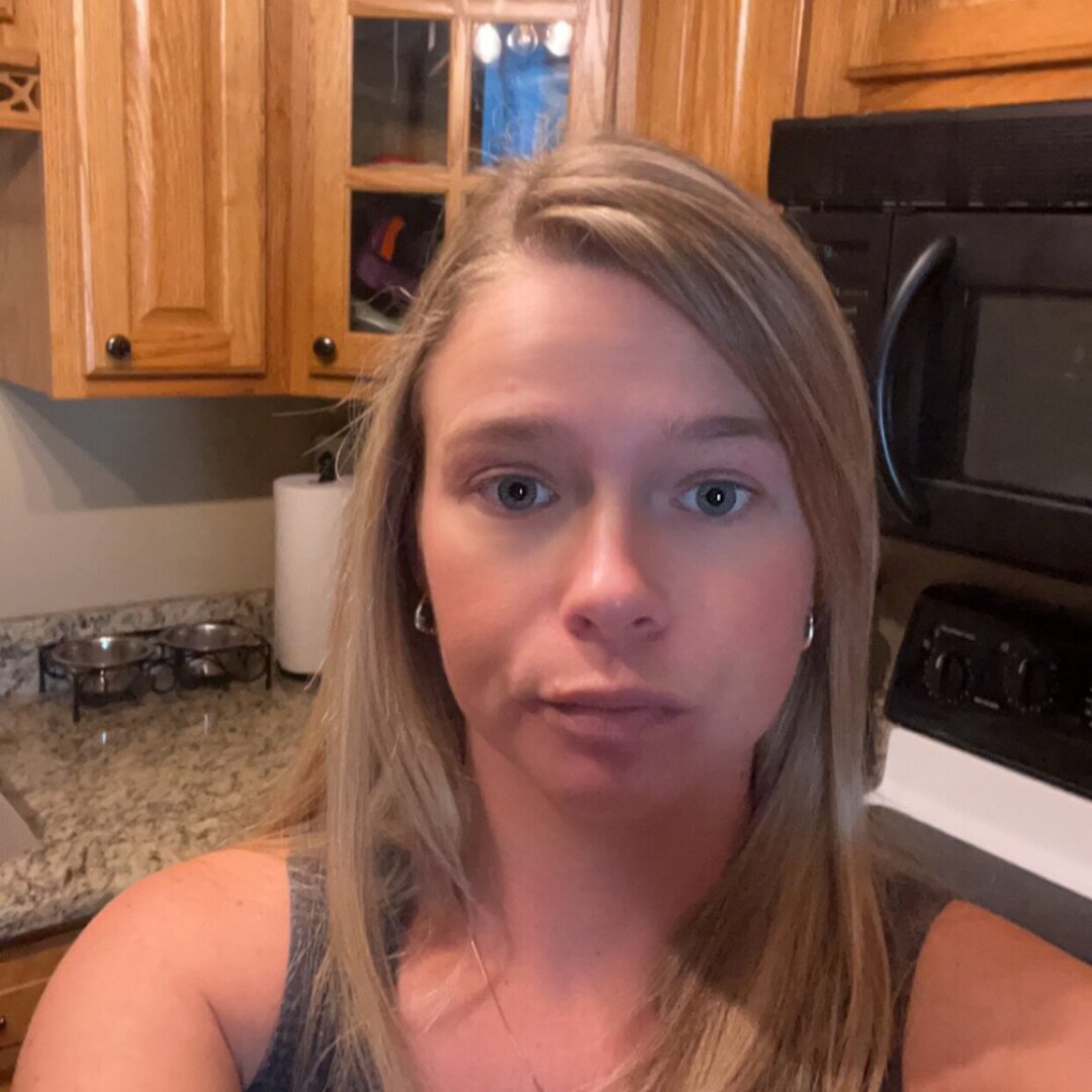 Book Services in Mount Washington, KY with Rita