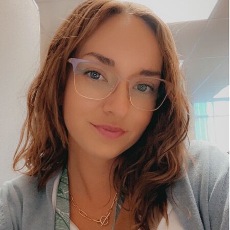 Book Services in Seminole, FL with Emma