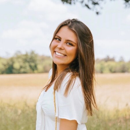 Book Services in Baton Rouge, LA with Lydia R