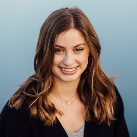 Book Services in Canfield, OH with Elizabeth