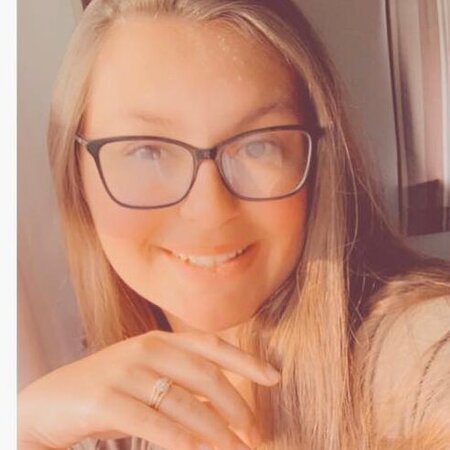 Book Services in Burlington, VT with Maureen