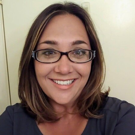 Book Services in Tucson, AZ with Lisa