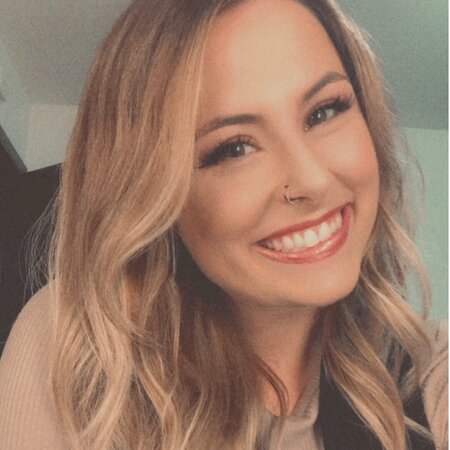 Book Services in Milwaukee, WI with Jessica