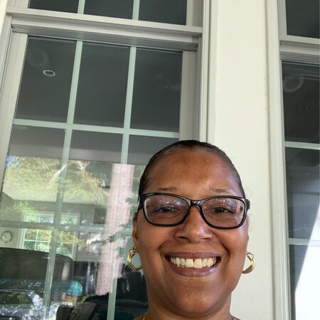 Book Services in Pocono Summit, PA with Freida