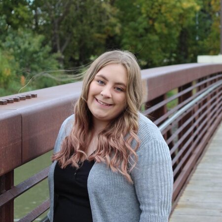 Book Services in Fargo, ND with Abbigail
