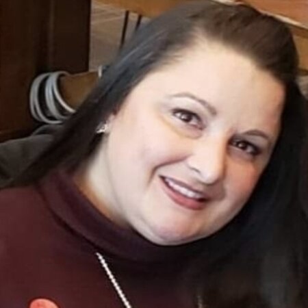 Book Services in Louisville, KY with Christina