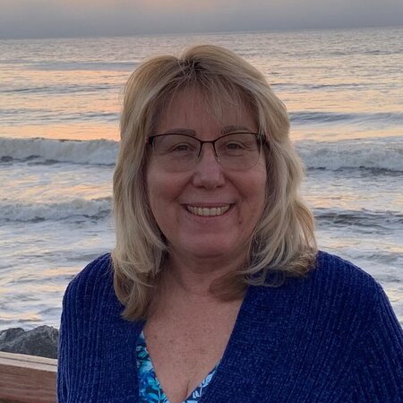 Book Services in Carmichael, CA with Shauna