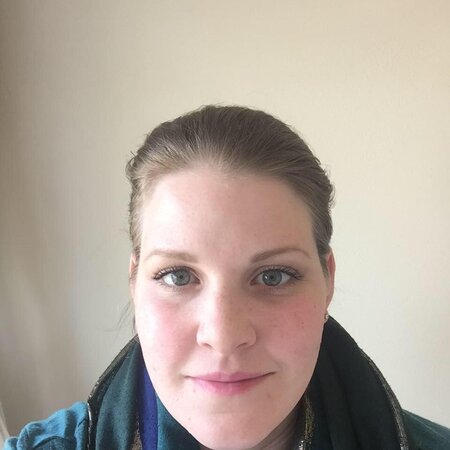 Book Services in Seattle, WA with Stephanie