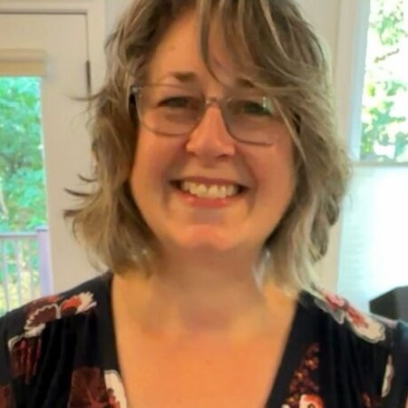 Book Services in Tualatin, OR with Deborah