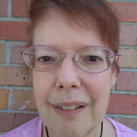 Book Services in Metairie, LA with Susan