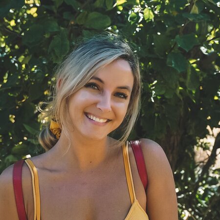 Book Services in Las Vegas, NV with Ashley