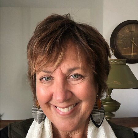 Book Services in Traverse City, MI with Joni