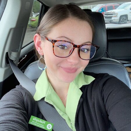 Book Services in Jacksonville, FL with Nakayla