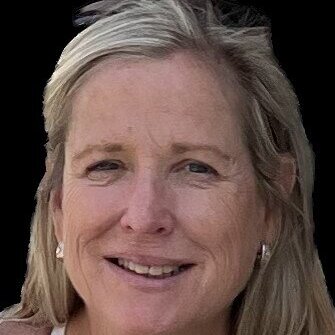 Book Services in Atlantic Beach, FL with Leslie