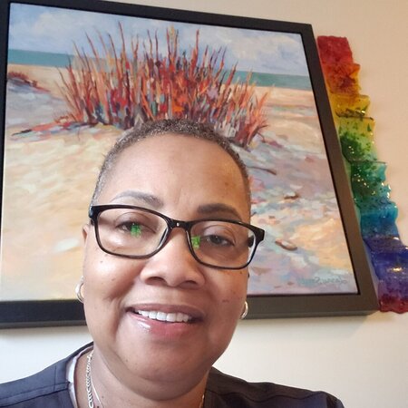 Book Services in Norfolk, VA with Lynette