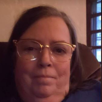 Book Services in Canton, OH with Nancy