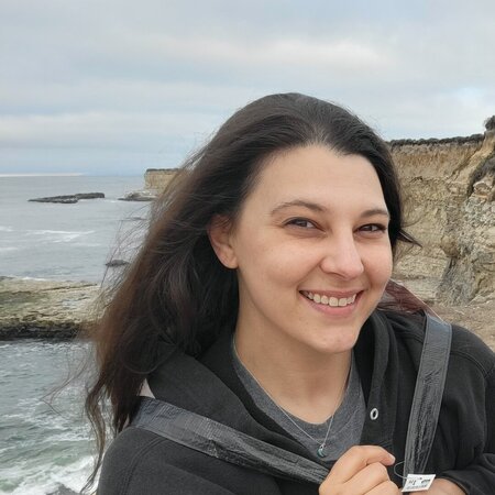 Book Services in Fair Oaks, CA with Larin