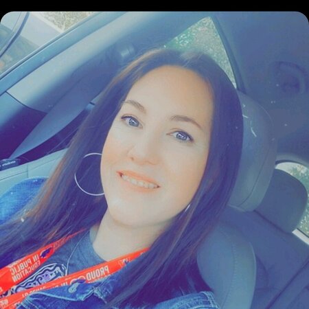 Book Services in Aurora, IL with Stacy