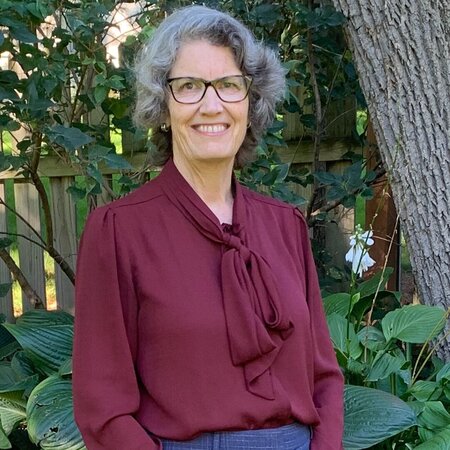 Book Services in Chanhassen, MN with Susan