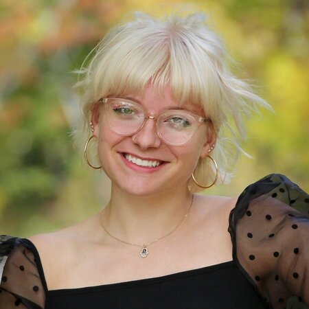 Book Services in Traverse City, MI with Elizabeth