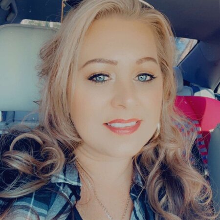 Book Services in Wimauma, FL with Lisa