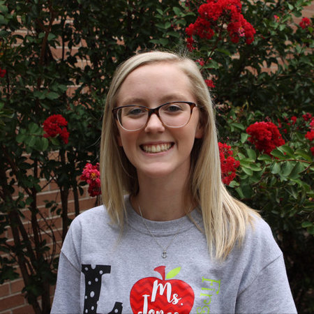 Book Services in The Colony, TX with Kaylea