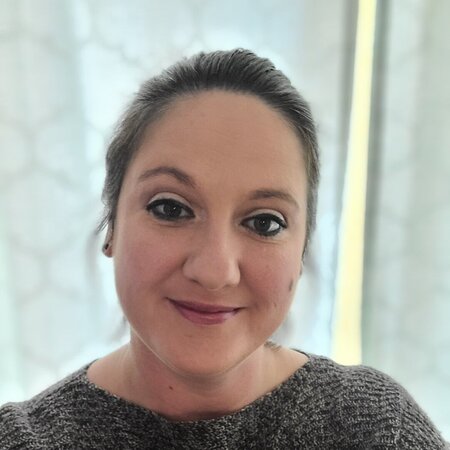 Book Services in Houston, TX with Lisa