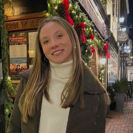 Book Services in Springfield, VA with Haley