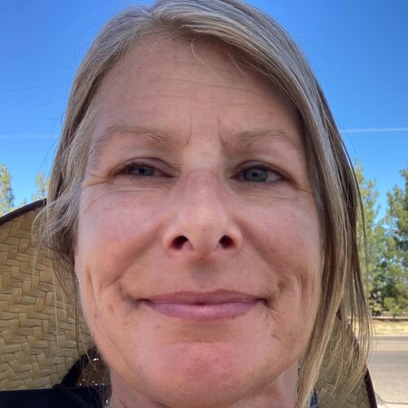 Book Services in Minneapolis, MN with Anna