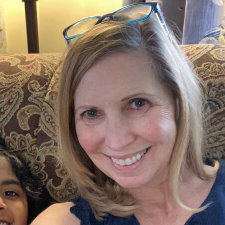 Book Services in Ashburn, VA with Dusti