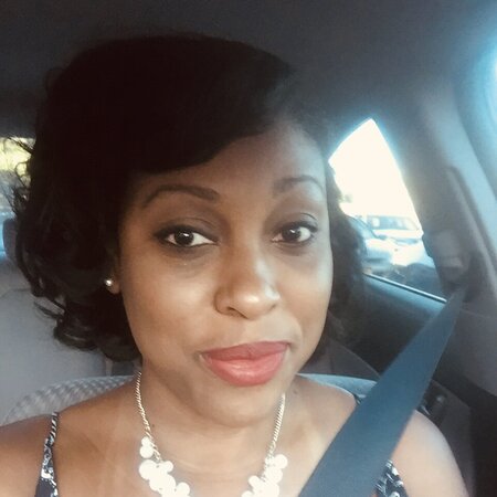 Book Services in Smyrna, GA with Vanessa