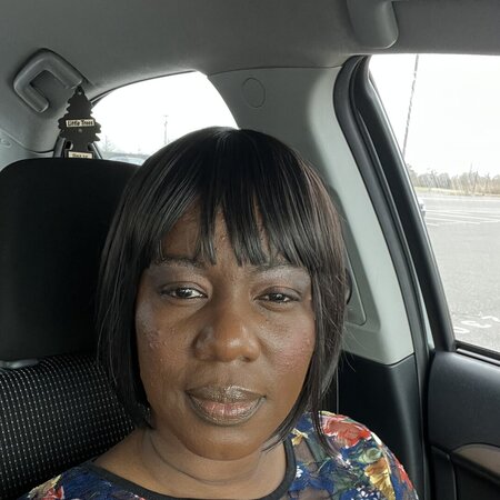 Book Services in Hartford, CT with Shannel