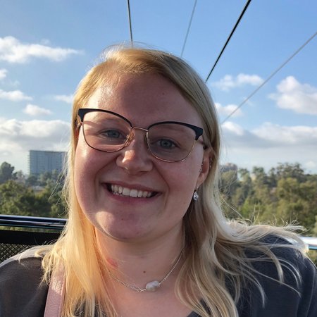 Book Services in Syracuse, NY with Makaela