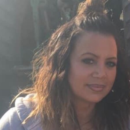 Book Services in Clementon, NJ with Lisa