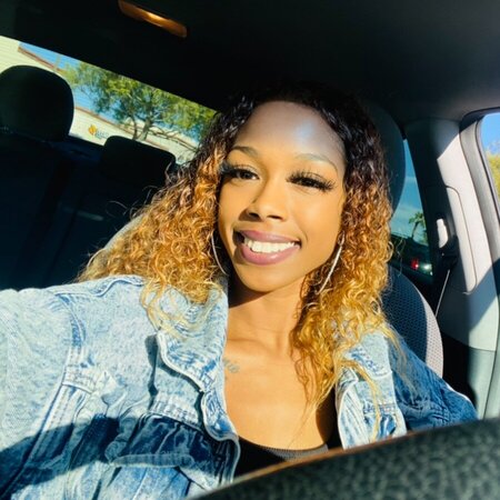 Book Services in Las Vegas, NV with Destany