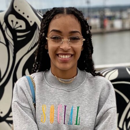 Book Services in Lynnwood, WA with Rahale