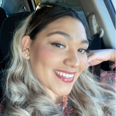 Book Services in Houston, TX with Reyna