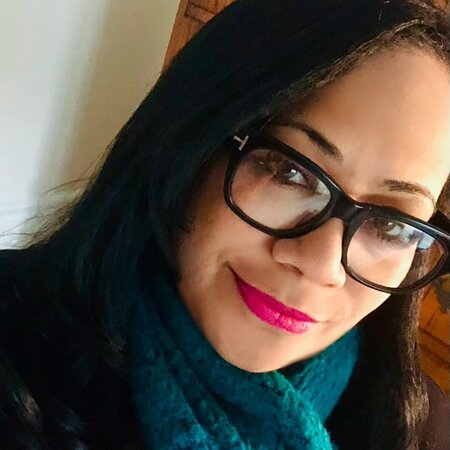 Book Services in Laurel, MD with Roberta