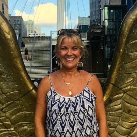 Book Services in Naples, FL with Susan