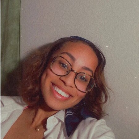 Book Services in Edmond, OK with Jhaylin