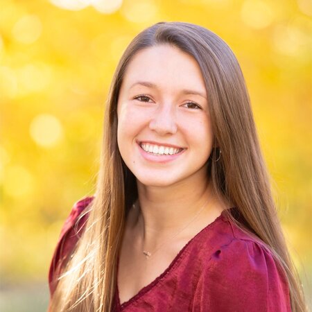 Book Services in Hutchinson, MN with Alia