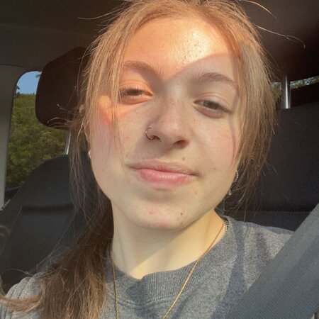 Book Services in Deerfield, IL with Corinne C