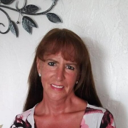 Book Services in Naples, FL with Dawn