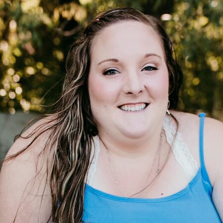 Book Services in Portland, OR with Jennell