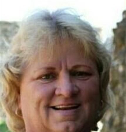 Book Services in Rockport, TX with Debra