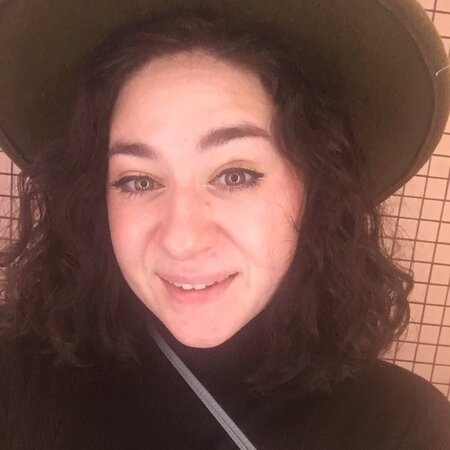 Book Services in Goose Creek, SC with Sarah