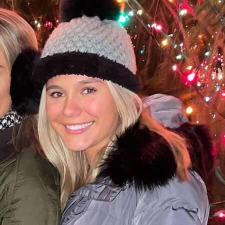 Book Services in Philadelphia, PA with Elizabeth