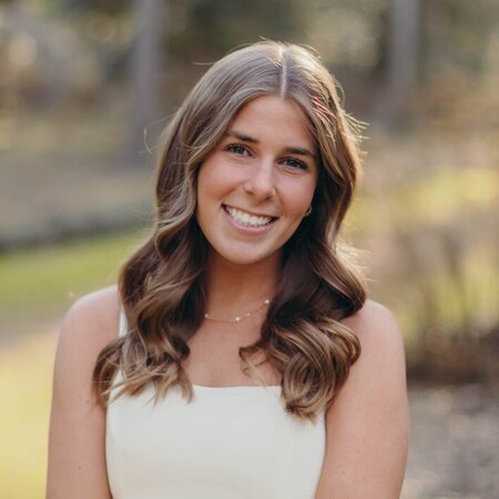 Book Services in Atlanta, GA with Elizabeth